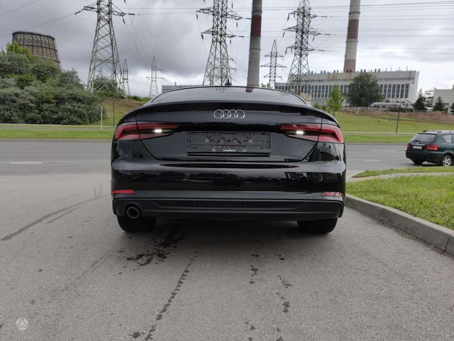 Melns Audi A5 Sportback 2018 Kauņa, ar dzinēja tilpumu 1.97 L un nobraukumu 265 tūkst. km par 16999 €, foto 5 vietnē AUTOMOTO.COM.LV