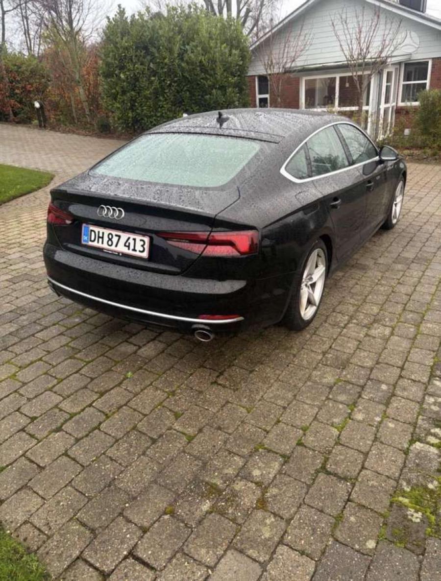 Black Audi A5 Sportback 2019 in Panevezys, with an engine capacity of 1.98 L and mileage of 19 thousand km for 17500 €, photo 7 on AUTOMOTO.COM.LV