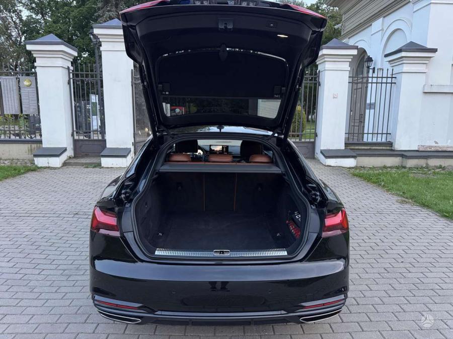 Melns Audi A5 Sportback 2020 Viļņa, ar dzinēja tilpumu 2.00 L un nobraukumu 270 tūkst. km par 19990 €, foto 40 vietnē AUTOMOTO.COM.LV
