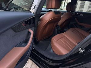Melns Audi A5 Sportback 2020 Viļņa, ar dzinēja tilpumu 2.00 L un nobraukumu 270 tūkst. km par 19990 €, foto 43 vietnē AUTOMOTO.COM.LV
