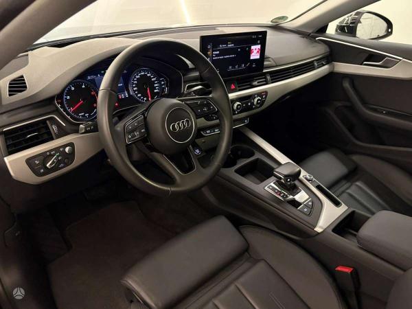 Black Audi A5 Sportback 2022 in Marijampole, with an engine capacity of 1.97 L and mileage of 220 thousand km for 21850 €, photo 3 on AUTOMOTO.COM.LV