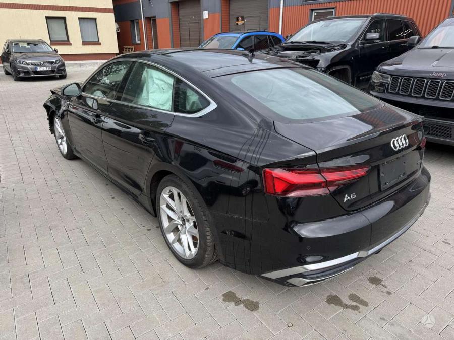 Melns Audi A5 Sportback 2024 Klaipėda, ar dzinēja tilpumu 2.00 L un nobraukumu 73 tūkst. km par 14700 €, foto 5 vietnē AUTOMOTO.COM.LV