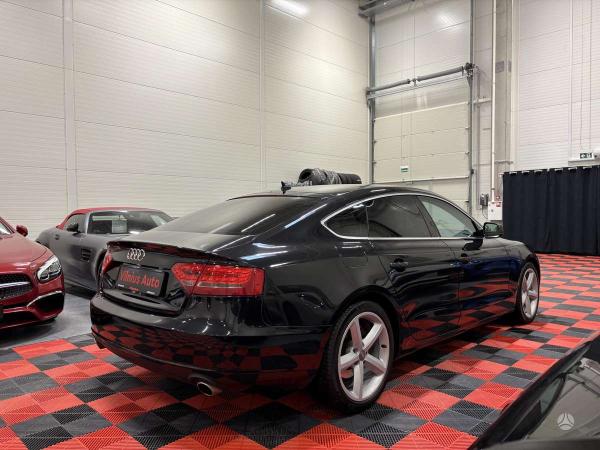 Melns Audi A5 Sportback 2010 Viļņa, ar dzinēja tilpumu 2.97 L un nobraukumu 384 tūkst. km par 7700 €, foto 4 vietnē AUTOMOTO.COM.LV