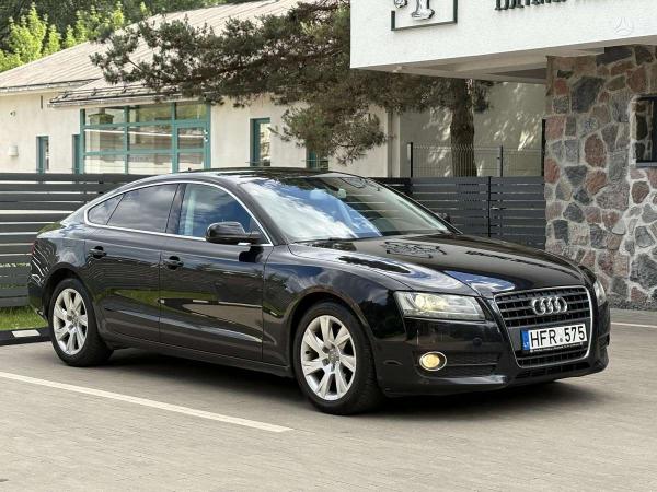 Черный Ауди A5 Sportback 2010 в Вильнюс, объемом двигателя 2.00 л и пробегом 350 тыс. км за 3550 €, фото 3 на AUTOMOTO.COM.LV