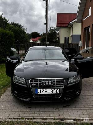 Melns Audi A5 Sportback 2010 Viļņa, ar dzinēja tilpumu 2.00 L un nobraukumu 313 tūkst. km par 5500 €, foto  vietnē AUTOMOTO.COM.LV