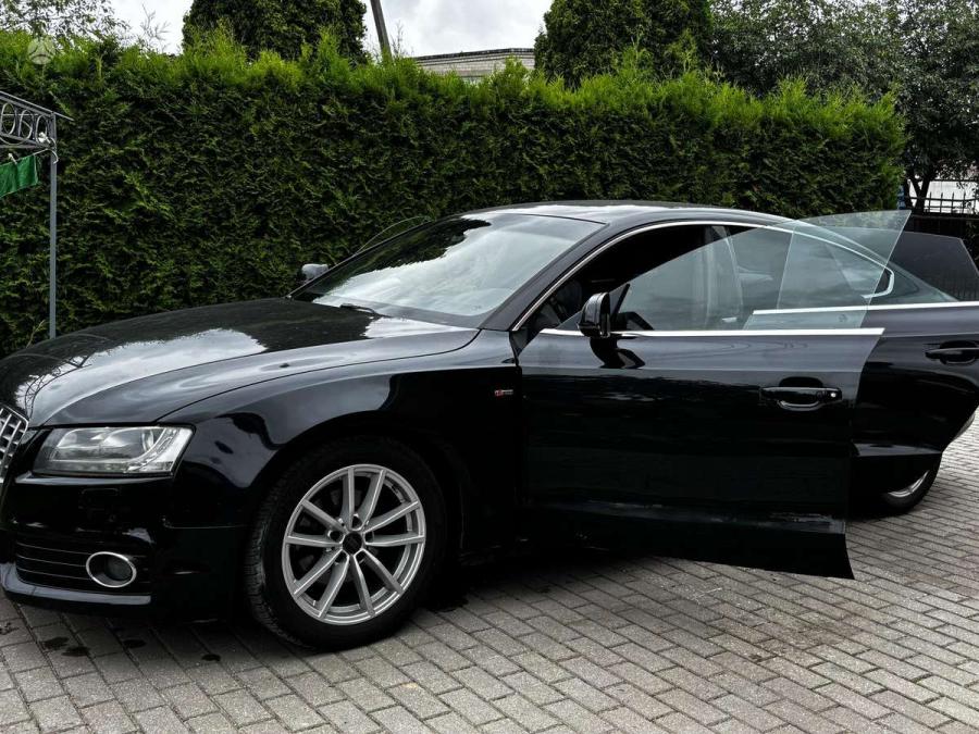 Melns Audi A5 Sportback 2010 Viļņa, ar dzinēja tilpumu 2.00 L un nobraukumu 313 tūkst. km par 5500 €, foto 4 vietnē AUTOMOTO.COM.LV