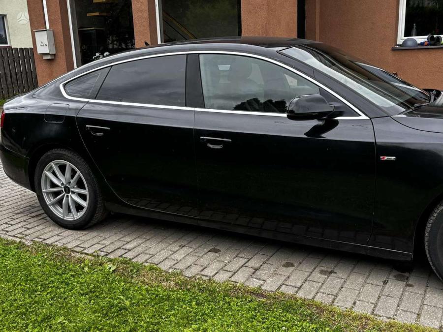 Melns Audi A5 Sportback 2010 Viļņa, ar dzinēja tilpumu 2.00 L un nobraukumu 313 tūkst. km par 5500 €, foto 5 vietnē AUTOMOTO.COM.LV