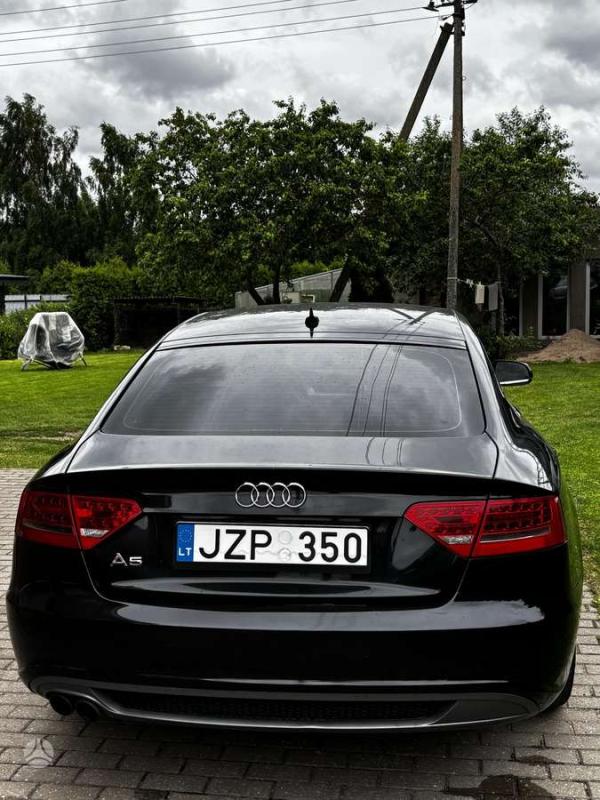 Black Audi A5 Sportback 2010 in Vilnius, with an engine capacity of 2.00 L and mileage of 313 thousand km for 5500 €, photo 6 on AUTOMOTO.COM.LV