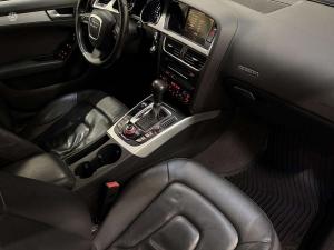 Черный Ауди A5 Sportback 2010 в Вильнюс, объемом двигателя 2.97 л и пробегом 384 тыс. км за 7000 €, фото 15 на AUTOMOTO.COM.LV