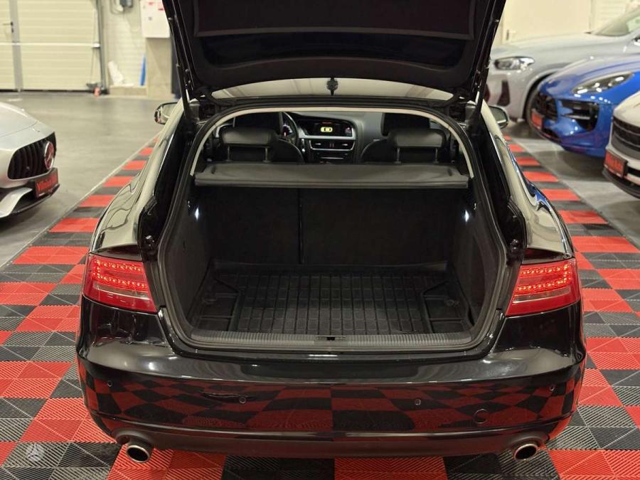 Черный Ауди A5 Sportback 2010 в Вильнюс, объемом двигателя 2.97 л и пробегом 384 тыс. км за 7000 €, фото 27 на AUTOMOTO.COM.LV