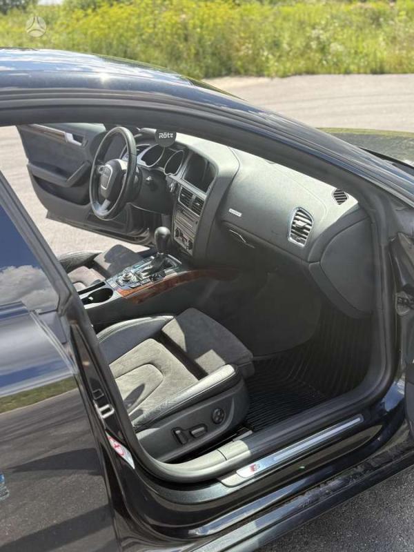 Черный Ауди A5 Sportback 2010 в Вильнюс, объемом двигателя 3.00 л и пробегом 380 тыс. км за 6450 €, фото 9 на AUTOMOTO.COM.LV