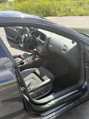Черный Ауди A5 Sportback 2010 в Вильнюс, объемом двигателя 3.00 л и пробегом 380 тыс. км за 6450 €, фото 10 на AUTOMOTO.COM.LV