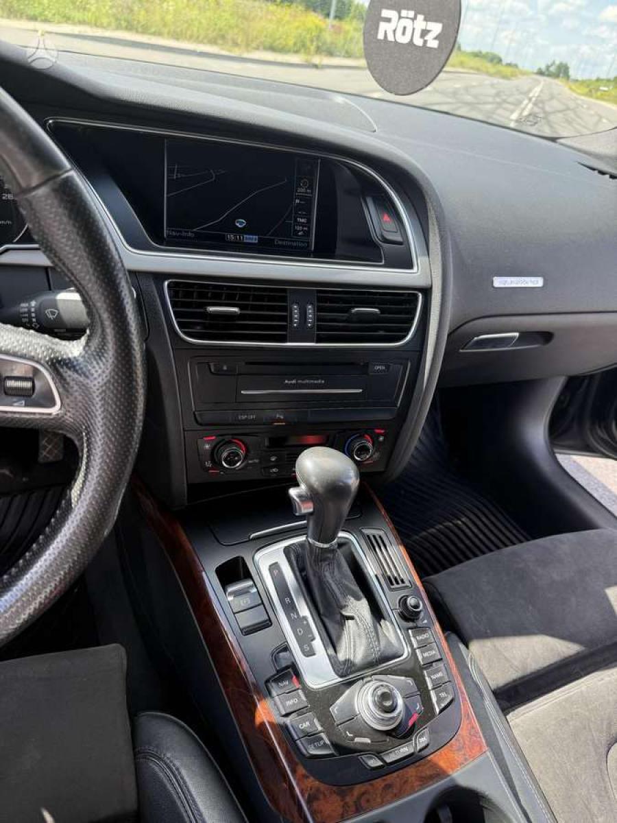 Черный Ауди A5 Sportback 2010 в Вильнюс, объемом двигателя 3.00 л и пробегом 380 тыс. км за 6450 €, фото 12 на AUTOMOTO.COM.LV