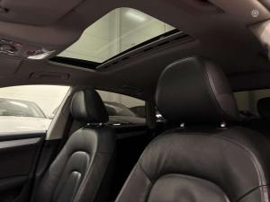 Melns Audi A5 Sportback 2010 Viļņa, ar dzinēja tilpumu 2.97 L un nobraukumu 384 tūkst. km par 6800 €, foto 14 vietnē AUTOMOTO.COM.LV