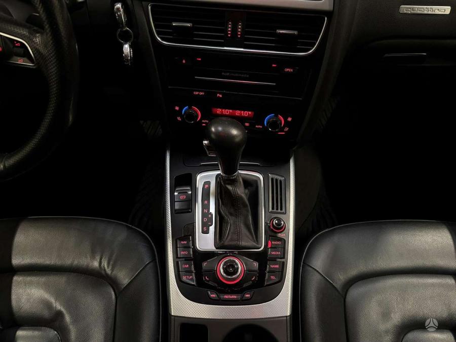 Melns Audi A5 Sportback 2010 Viļņa, ar dzinēja tilpumu 2.97 L un nobraukumu 384 tūkst. km par 6800 €, foto 22 vietnē AUTOMOTO.COM.LV