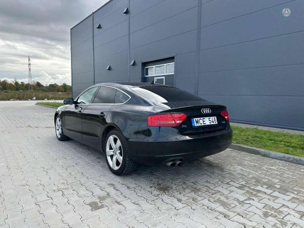 Черный Ауди A5 Sportback 2010 в Клайпеда, объемом двигателя 2.00 л и пробегом 329 тыс. км за 6000 €, фото 6 на AUTOMOTO.COM.LV