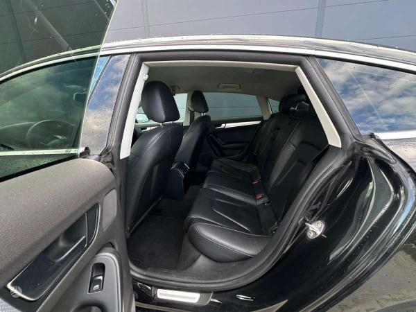 Черный Ауди A5 Sportback 2010 в Клайпеда, объемом двигателя 2.00 л и пробегом 329 тыс. км за 6000 €, фото 9 на AUTOMOTO.COM.LV