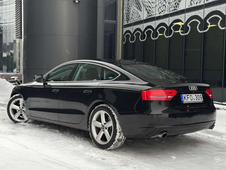 Melns Audi A5 Sportback 2011 Kauņa, ar dzinēja tilpumu 2.70 L un nobraukumu 343 tūkst. km par 6000 €, foto 3 vietnē AUTOMOTO.COM.LV