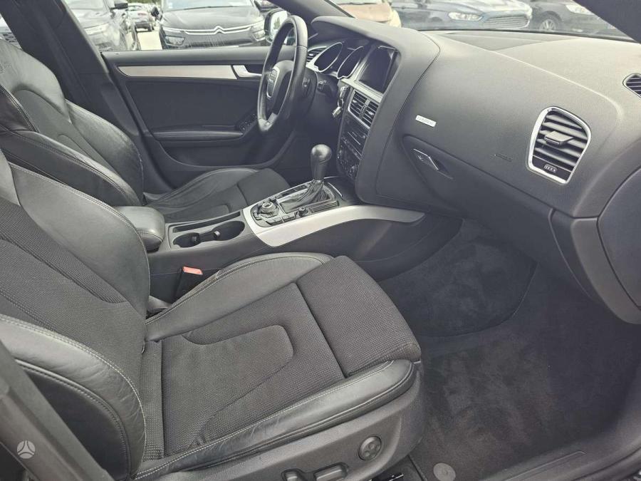 Black Audi A5 Sportback 2011 in Taurage, with an engine capacity of 3.00 L and mileage of 325 thousand km for 6200 €, photo 14 on AUTOMOTO.COM.LV