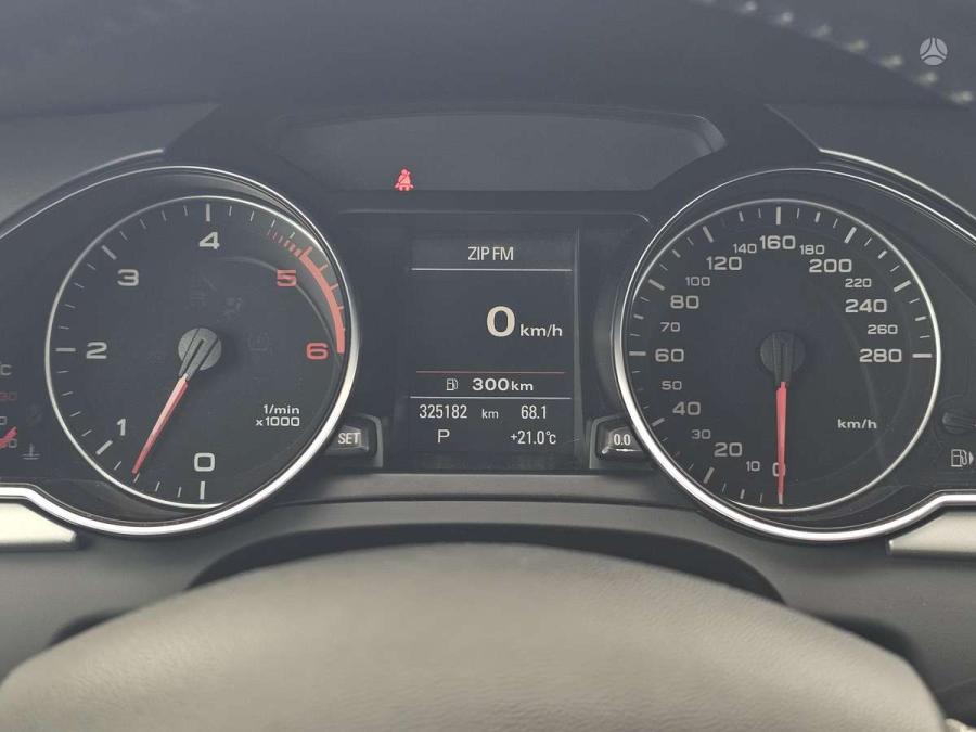 Black Audi A5 Sportback 2011 in Taurage, with an engine capacity of 3.00 L and mileage of 325 thousand km for 6200 €, photo 19 on AUTOMOTO.COM.LV