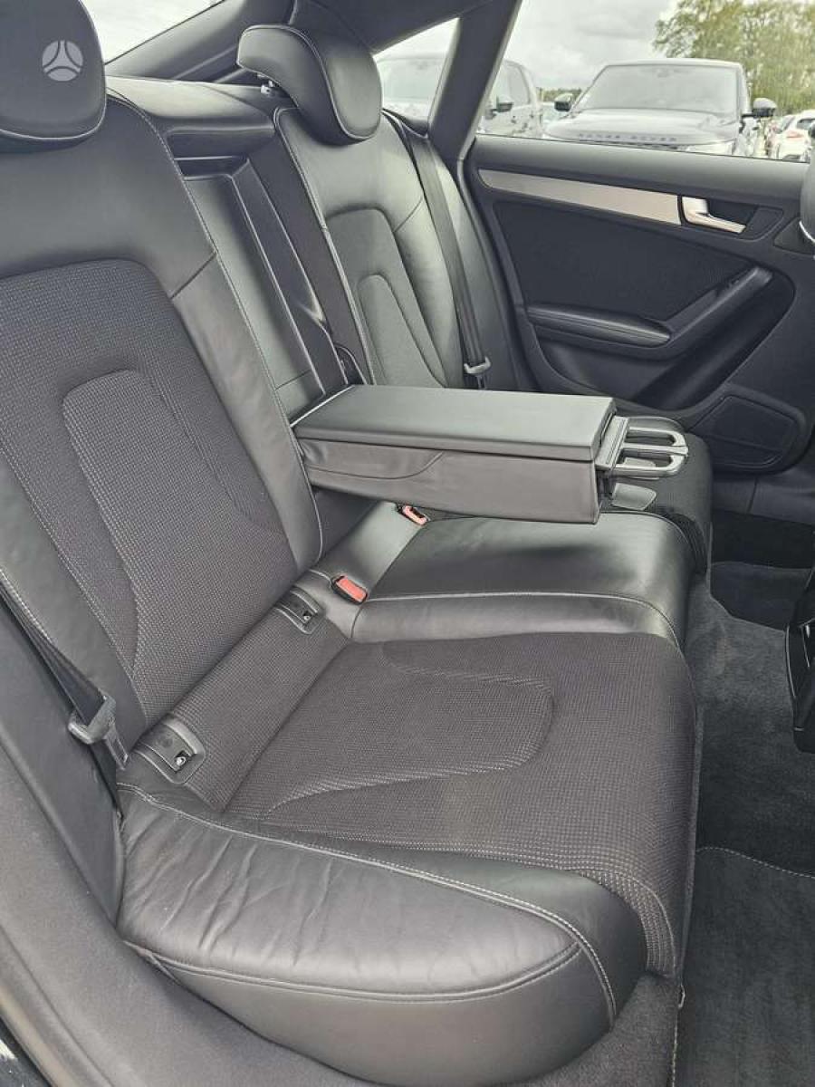 Black Audi A5 Sportback 2011 in Taurage, with an engine capacity of 3.00 L and mileage of 325 thousand km for 6200 €, photo 32 on AUTOMOTO.COM.LV
