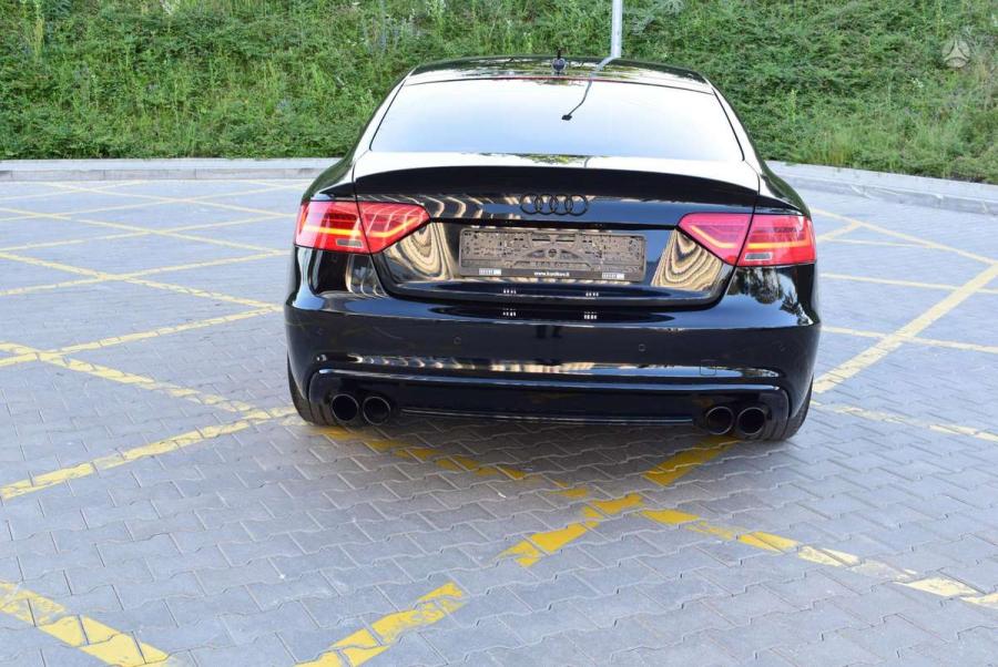 Black Audi A5 Sportback 2013 in Vilnius, with an engine capacity of 3.00 L and mileage of 261 thousand km for 11500 €, photo 7 on AUTOMOTO.COM.LV