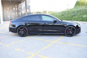 Black Audi A5 Sportback 2013 in Vilnius, with an engine capacity of 3.00 L and mileage of 261 thousand km for 11500 €, photo 9 on AUTOMOTO.COM.LV