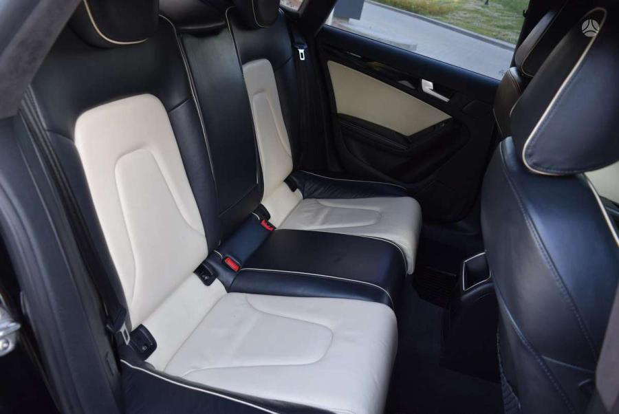 Black Audi A5 Sportback 2013 in Vilnius, with an engine capacity of 3.00 L and mileage of 261 thousand km for 11500 €, photo 11 on AUTOMOTO.COM.LV