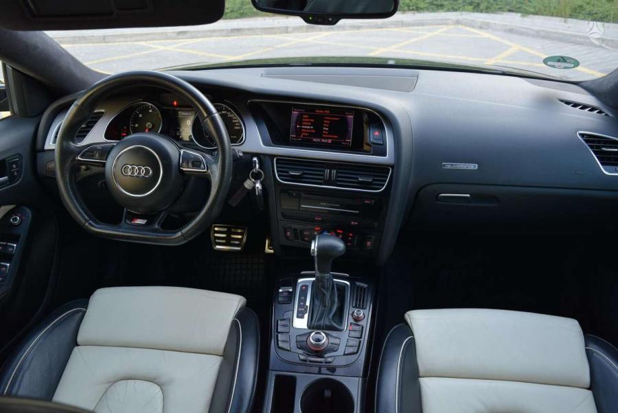 Black Audi A5 Sportback 2013 in Vilnius, with an engine capacity of 3.00 L and mileage of 261 thousand km for 11500 €, photo 12 on AUTOMOTO.COM.LV