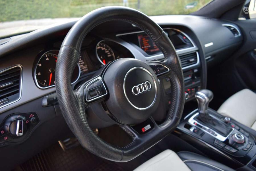 Black Audi A5 Sportback 2013 in Vilnius, with an engine capacity of 3.00 L and mileage of 261 thousand km for 11500 €, photo 23 on AUTOMOTO.COM.LV