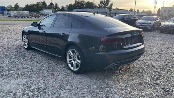 Melns Audi A5 Sportback 2013 Kauņa, ar dzinēja tilpumu 1.97 L un nobraukumu 199 tūkst. km par 9350 €, foto 6 vietnē AUTOMOTO.COM.LV