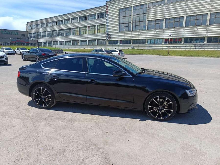 Черный Ауди A5 Sportback 2014 в Вильнюс, объемом двигателя 2.00 л и пробегом 257 тыс. км за 9800 €, фото 6 на AUTOMOTO.COM.LV