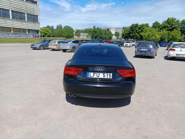 Black Audi A5 Sportback 2014 in Vilnius, with an engine capacity of 2.00 L and mileage of 257 thousand km for 9800 €, photo 7 on AUTOMOTO.COM.LV