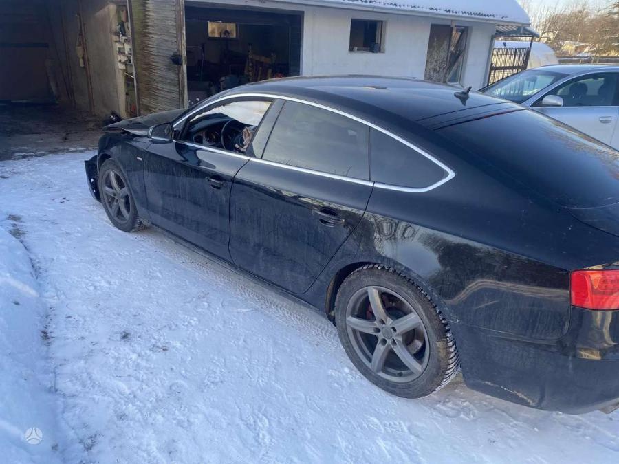 Black Audi A5 Sportback 2015 in Kaunas, with an engine capacity of 2.00 L and mileage of 234 thousand km for 4500 €, photo 6 on AUTOMOTO.COM.LV