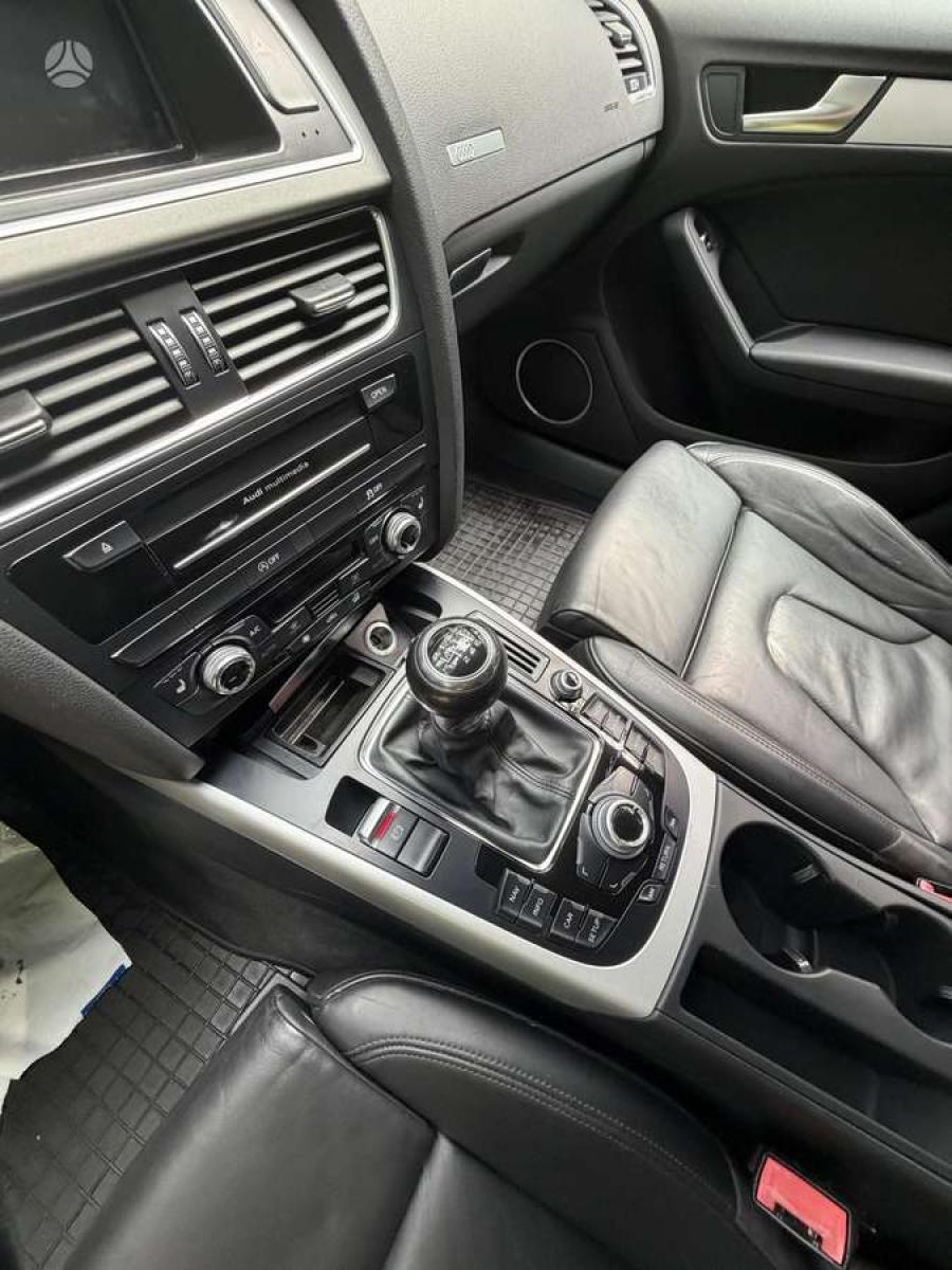 Black Audi A5 Sportback 2015 in Kaunas, with an engine capacity of 1.97 L and mileage of 270 thousand km for 11500 €, photo 22 on AUTOMOTO.COM.LV