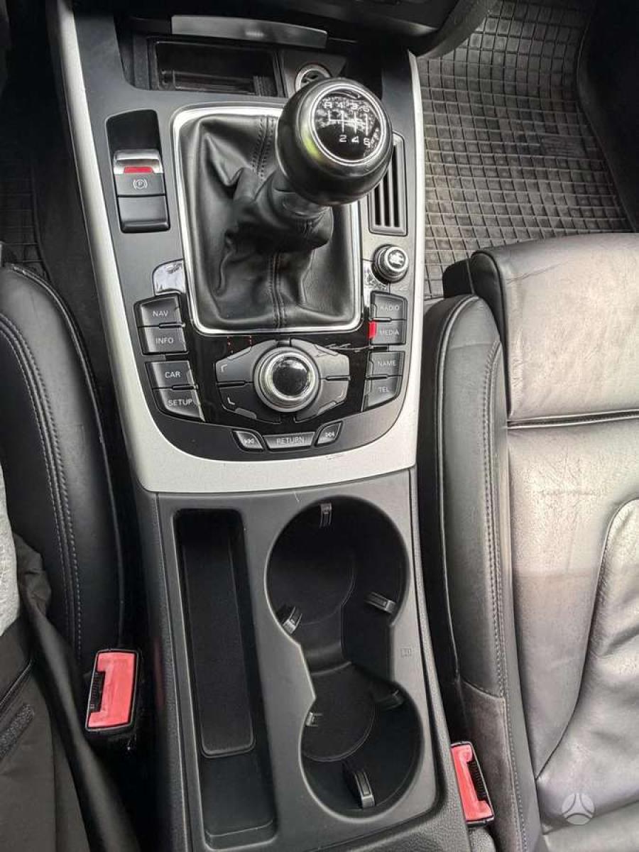 Black Audi A5 Sportback 2015 in Kaunas, with an engine capacity of 1.97 L and mileage of 270 thousand km for 11500 €, photo 27 on AUTOMOTO.COM.LV