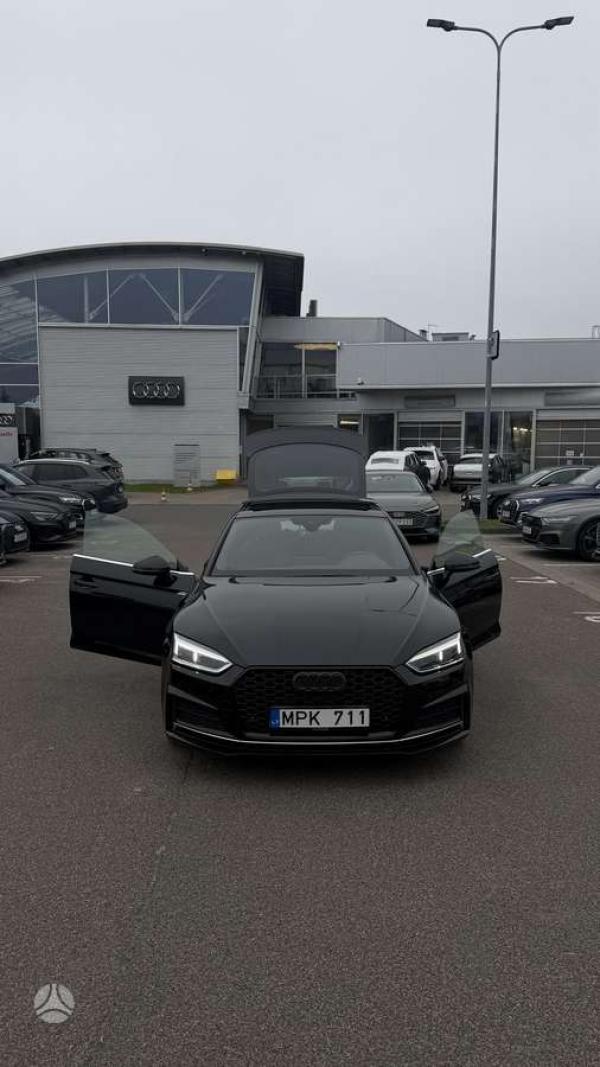 Black Audi A5 Sportback 2018 in Vilnius, with an engine capacity of 1.98 L and mileage of 135 thousand km for 17800 €, photo 4 on AUTOMOTO.COM.LV