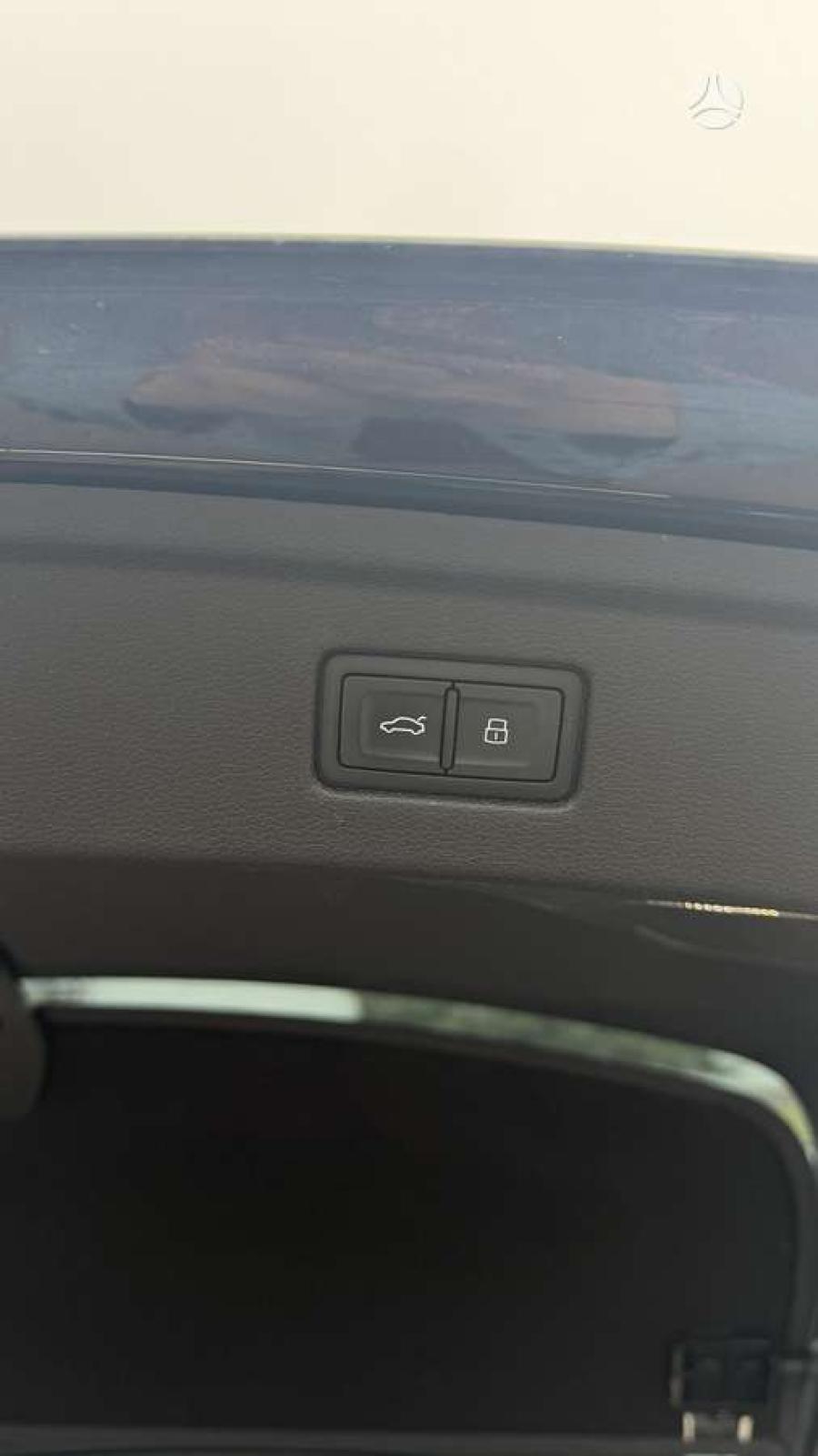 Black Audi A5 Sportback 2018 in Vilnius, with an engine capacity of 1.98 L and mileage of 135 thousand km for 17800 €, photo 14 on AUTOMOTO.COM.LV