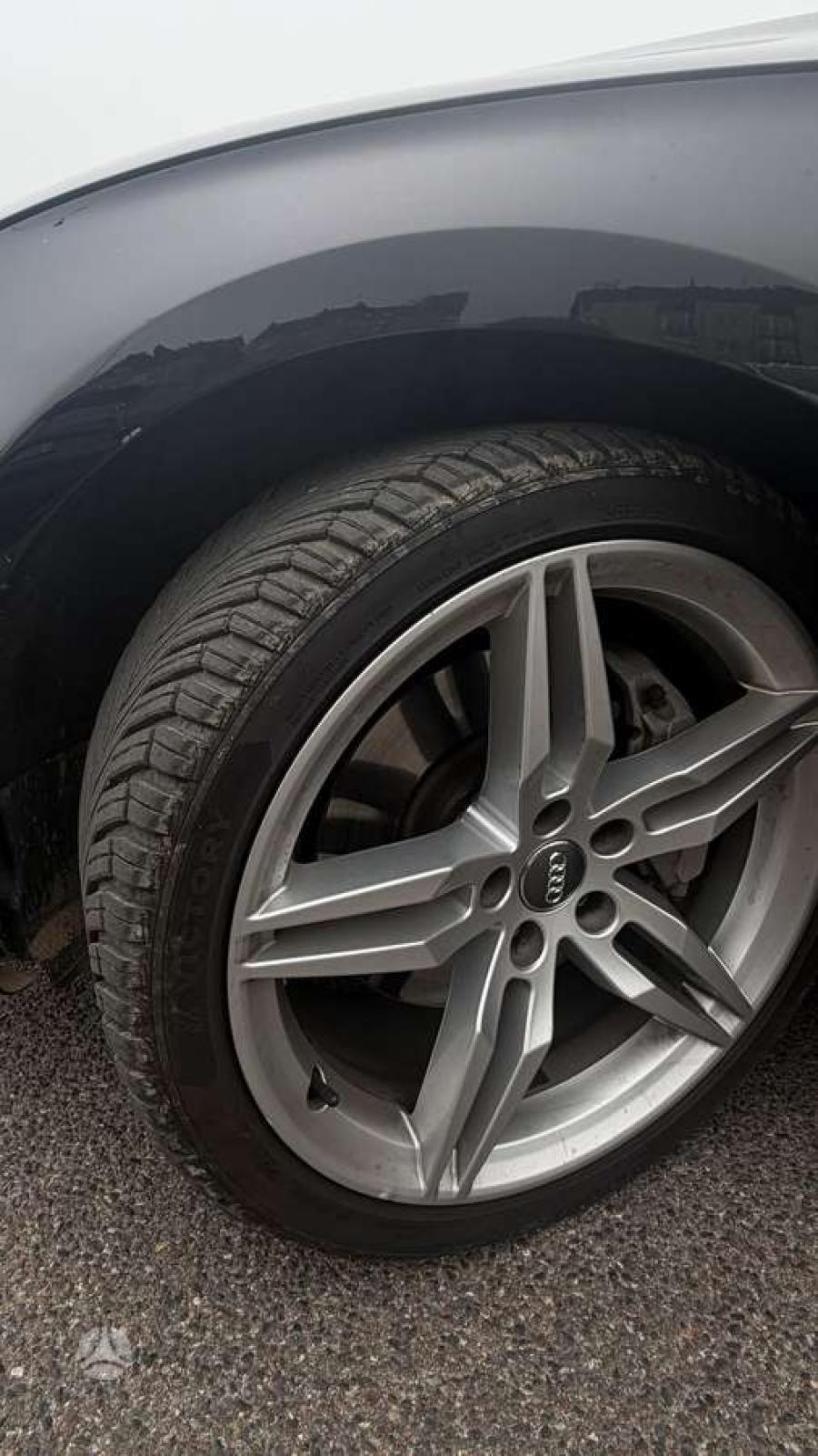 Black Audi A5 Sportback 2018 in Vilnius, with an engine capacity of 1.98 L and mileage of 135 thousand km for 17800 €, photo 16 on AUTOMOTO.COM.LV