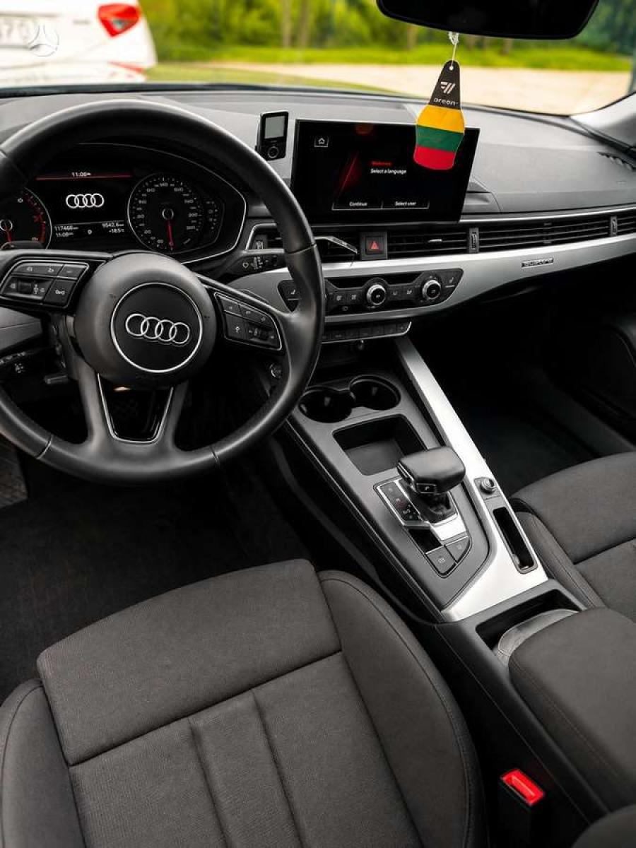 Black Audi A5 Sportback 2021 in Vilnius, with an engine capacity of 1.98 L and mileage of 115 thousand km for 29900 €, photo 1 on AUTOMOTO.COM.LV