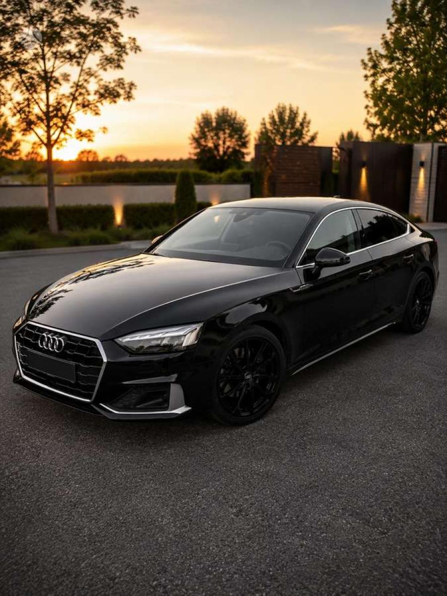 Black Audi A5 Sportback 2021 in Vilnius, with an engine capacity of 1.98 L and mileage of 115 thousand km for 29900 €, photo 8 on AUTOMOTO.COM.LV