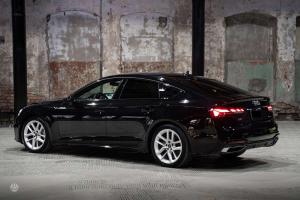 Black Audi A5 Sportback 2023 in Kaunas, with an engine capacity of 2.00 L and mileage of 10 thousand km for 34800 €, photo 9 on AUTOMOTO.COM.LV