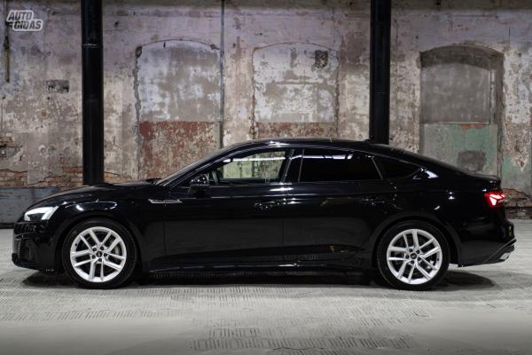 Black Audi A5 Sportback 2023 in Kaunas, with an engine capacity of 2.00 L and mileage of 10 thousand km for 25800 €, photo 6 on AUTOMOTO.COM.LV