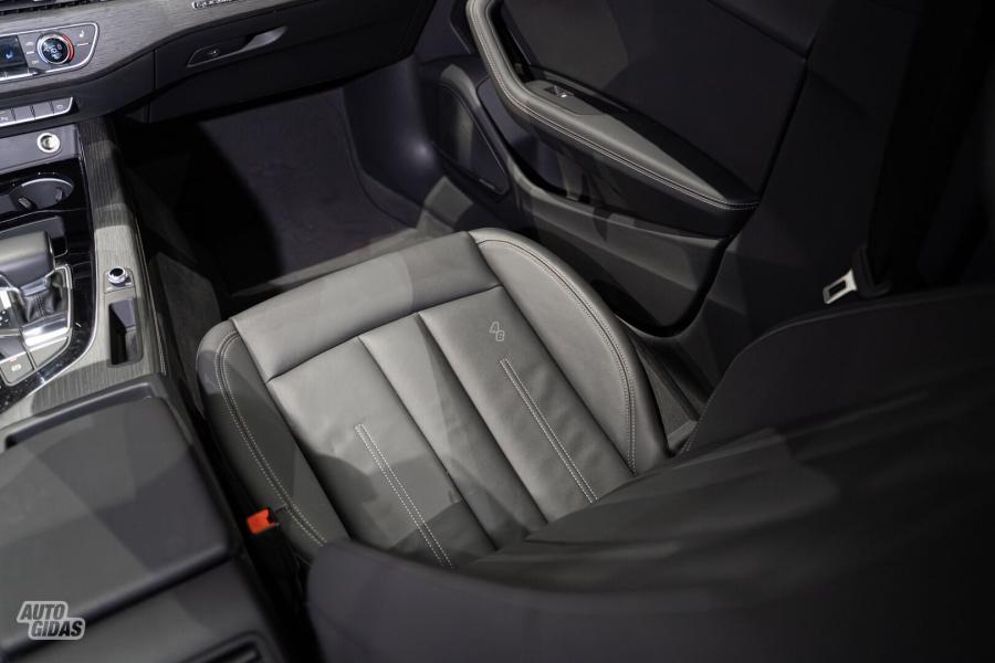 Black Audi A5 Sportback 2023 in Kaunas, with an engine capacity of 2.00 L and mileage of 10 thousand km for 25800 €, photo 14 on AUTOMOTO.COM.LV