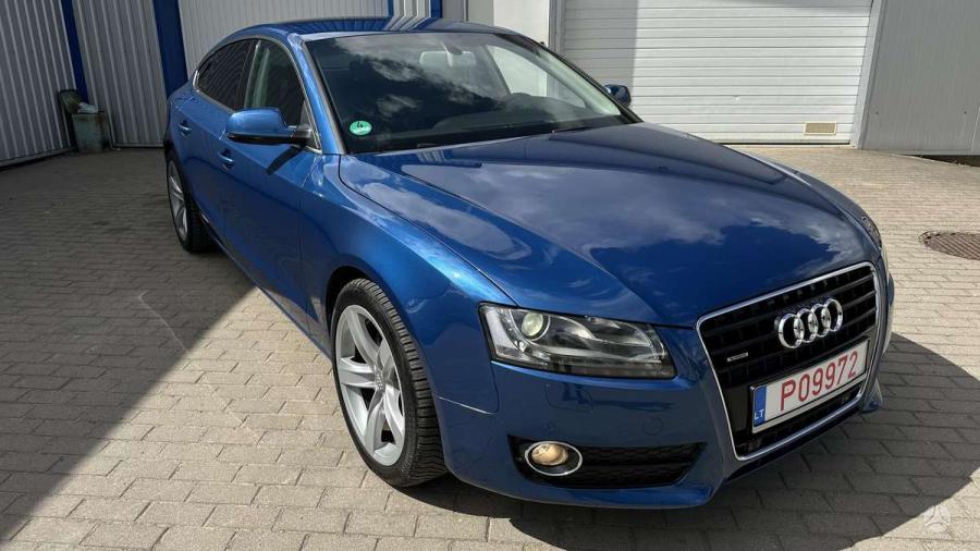 Blue Audi A5 Sportback 2011 in Marijampole, with an engine capacity of 2.97 L and mileage of 291 thousand km for 8700 €, photo 5 on AUTOMOTO.COM.LV