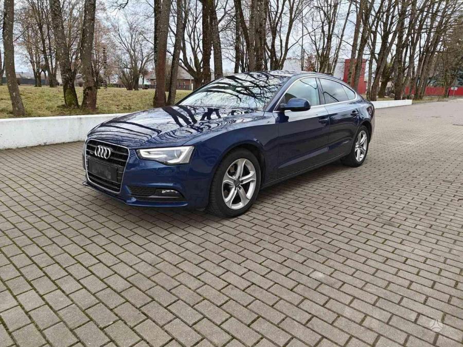 Синий Ауди A5 Sportback 2014 в Юрбаркас, объемом двигателя 2.97 л и пробегом 299 тыс. км за 8000 €, фото 2 на AUTOMOTO.COM.LV