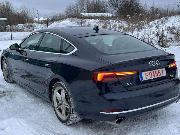 Blue Audi A5 Sportback 2018 in Vilnius, with an engine capacity of 1.98 L and mileage of 211 thousand km for 18300 €, photo 10 on AUTOMOTO.COM.LV