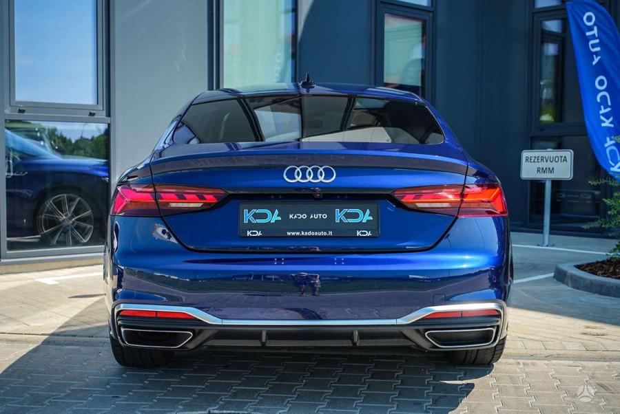 Blue Audi A5 Sportback 2021 in Kaunas, with an engine capacity of 1.97 L and mileage of 156 thousand km for 21750 €, photo 12 on AUTOMOTO.COM.LV