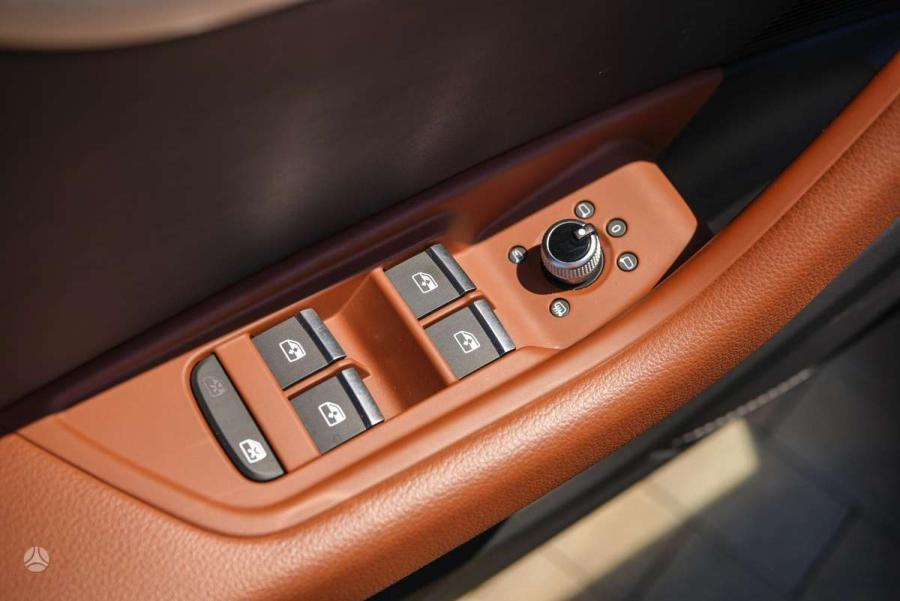 Blue Audi A5 Sportback 2021 in Kaunas, with an engine capacity of 1.97 L and mileage of 156 thousand km for 21750 €, photo 35 on AUTOMOTO.COM.LV