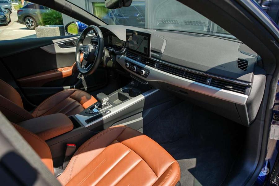 Blue Audi A5 Sportback 2021 in Kaunas, with an engine capacity of 1.97 L and mileage of 156 thousand km for 21750 €, photo 41 on AUTOMOTO.COM.LV